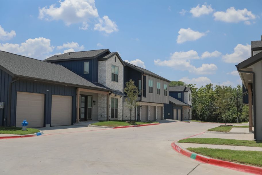 Luxury Rental Homes in Garland, TX | parcHAUS at Firewheel Parkway